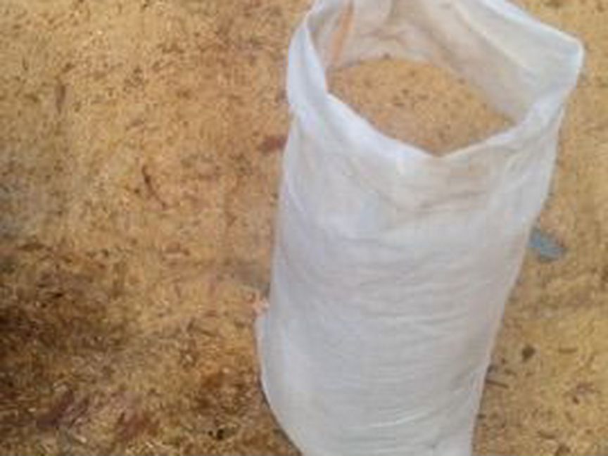 Опилки бесплатно в мешках