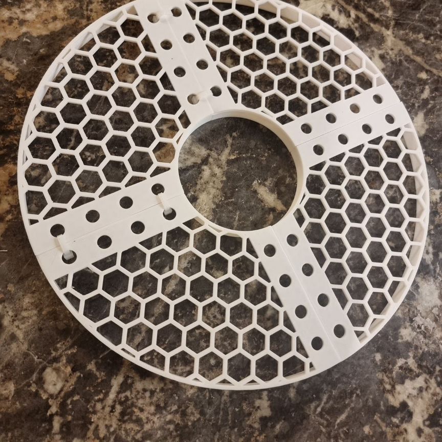 Защита от животных для цветка