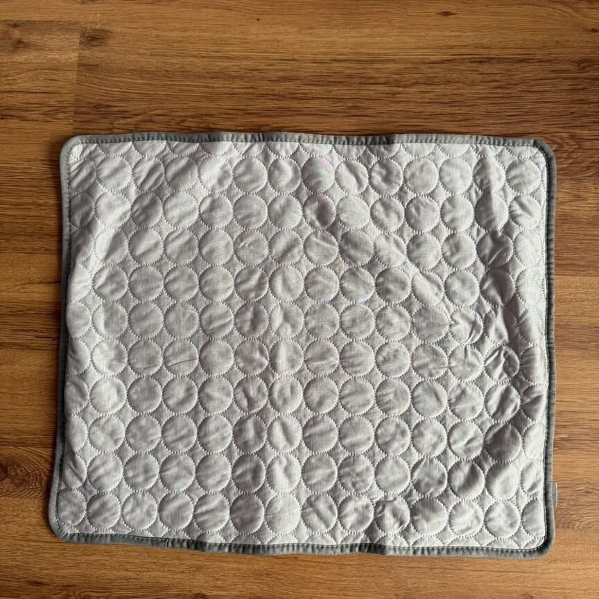 Охлаждающий коврик для собак