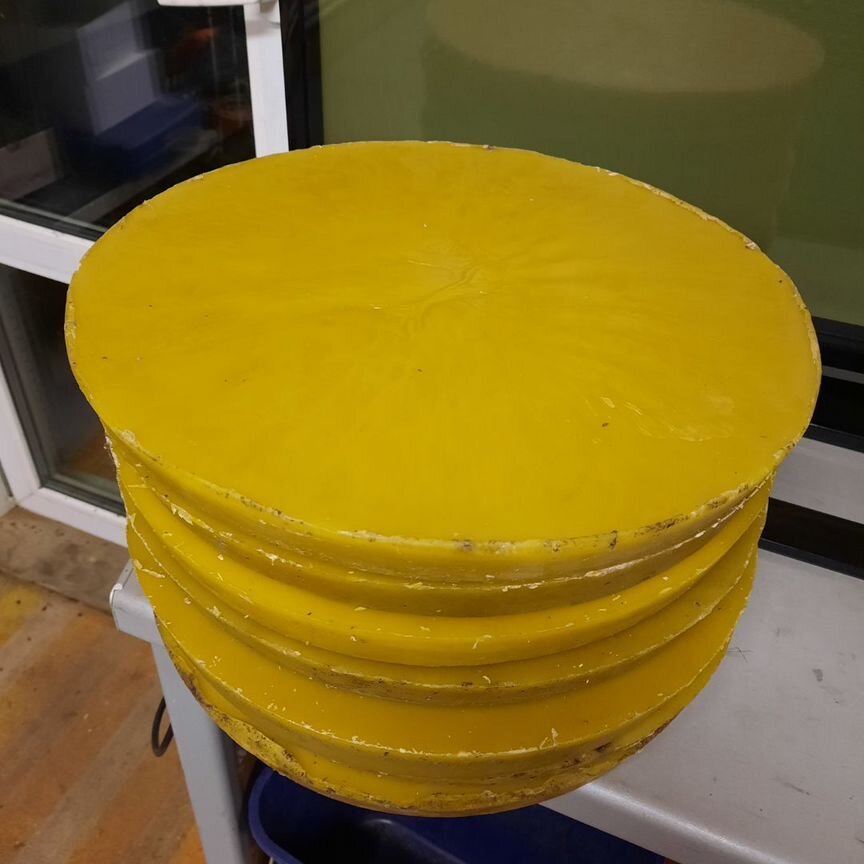 Воск пчелиный