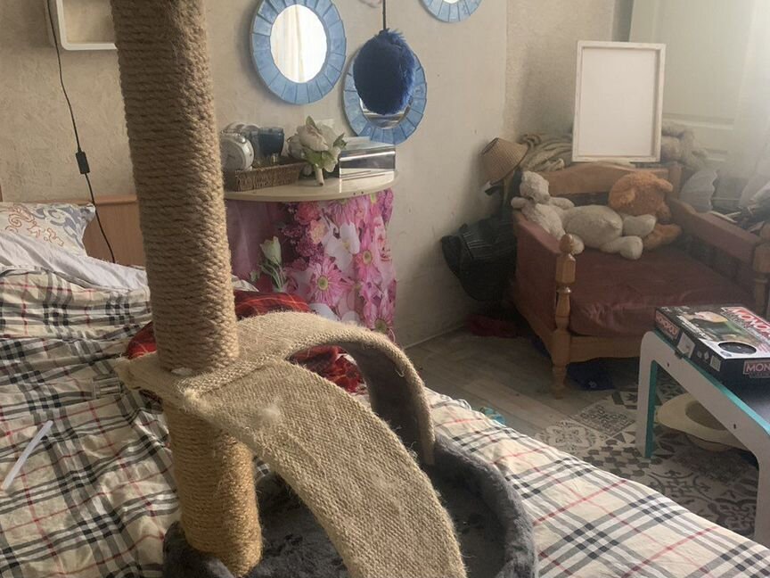 Домик для кошки бу Когтеточка, лазалка