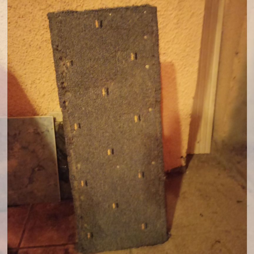 Когтеточка для кошек и зеркало бу