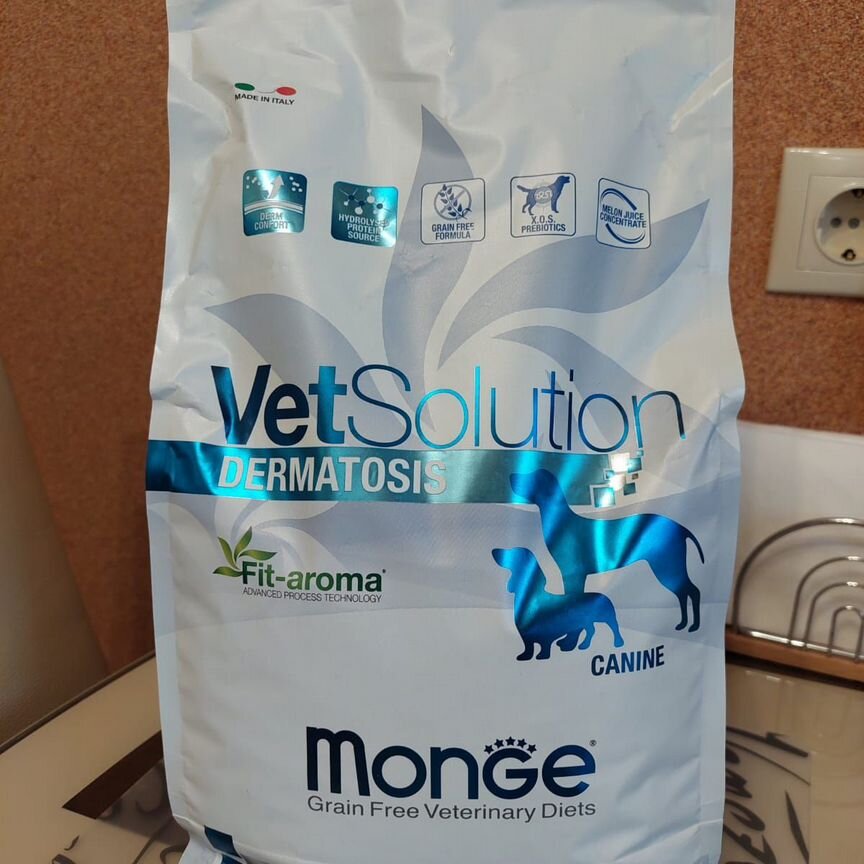 Корм сухой Monge Dermatosis для собак 2 кг