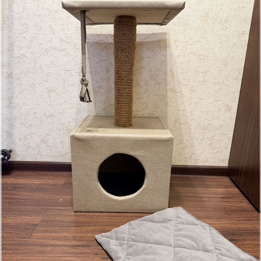 Когтеточка с домиком
