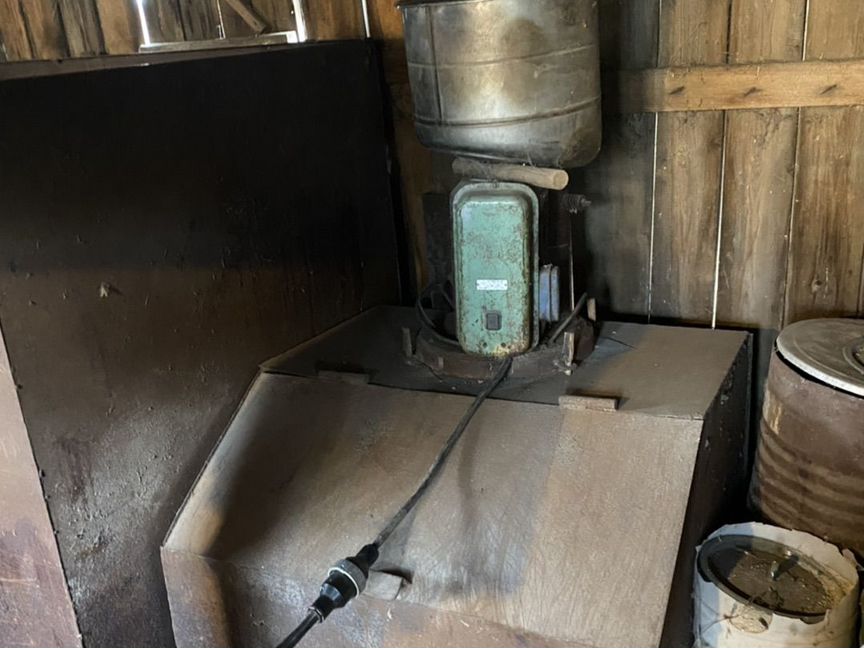 Зерно дробилка 380