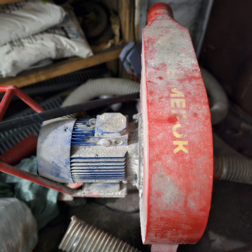 Зернодробилка на 380