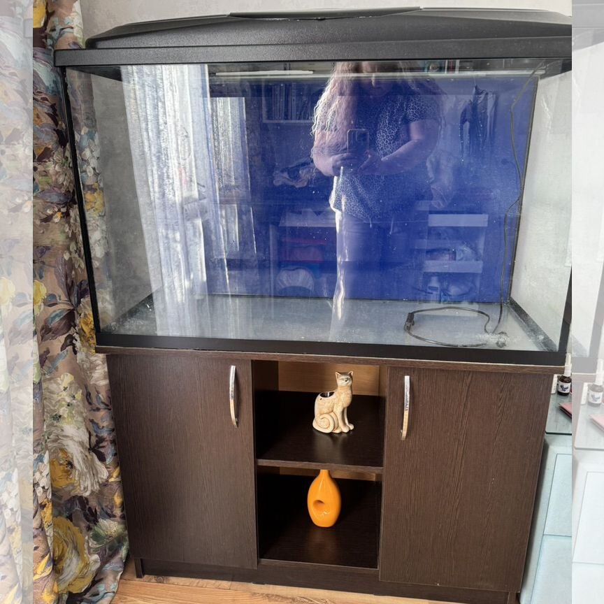 Аквариум с тумбой 250 л