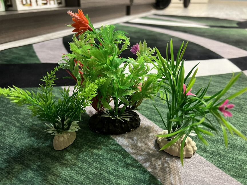 Аквариум, искуственные растения, грунт, сачок