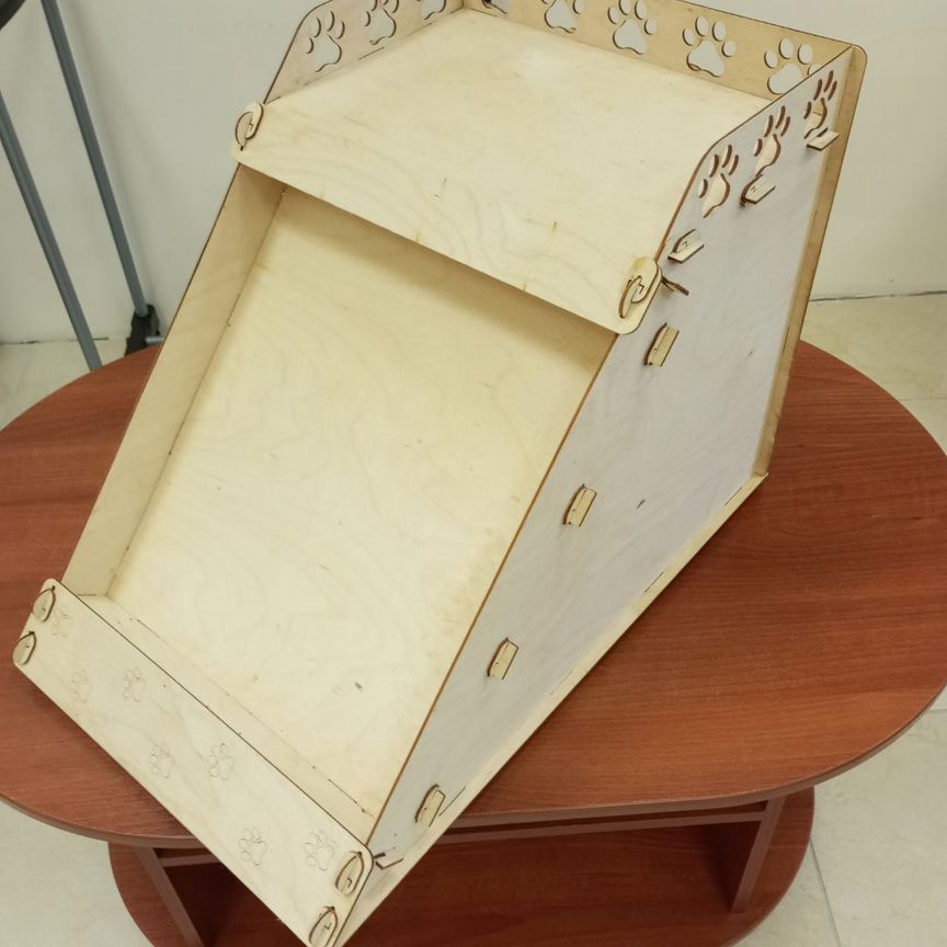 Лежанка для кошек