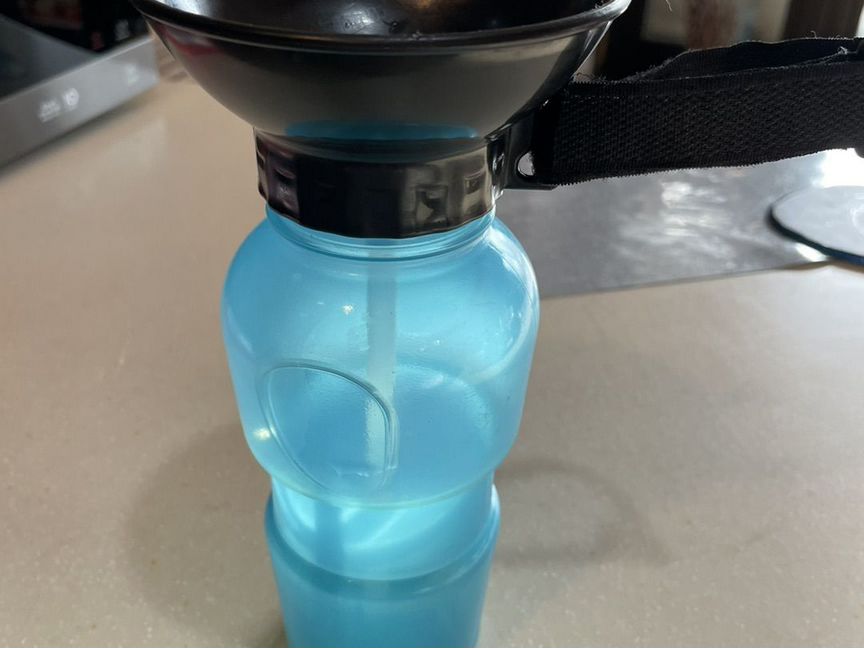 Бутылка для воды для собак