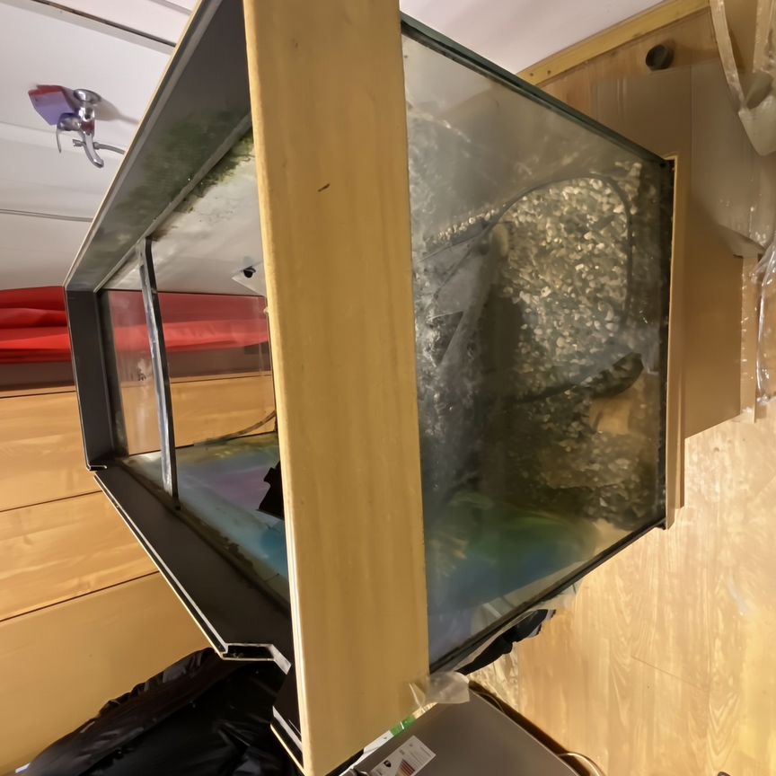 Аквариум с тумбой 300 литров