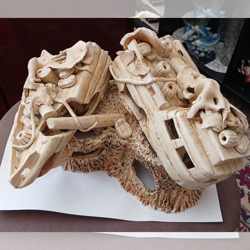 Корабль из керамики или глины в аквариум