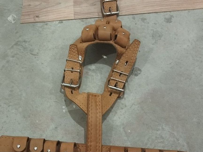 Шлейка кожаная с утяжелителями (Для собак)