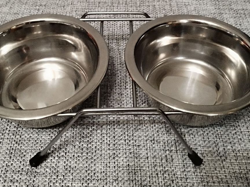 Миски для кошек на подставке