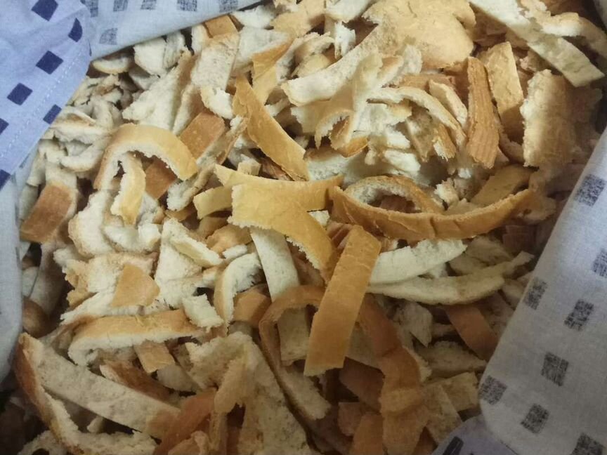 Сухарики белые