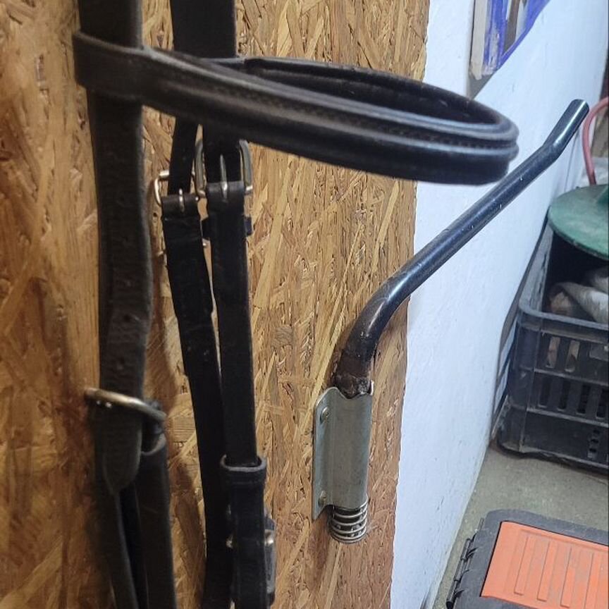 Узда для лошади