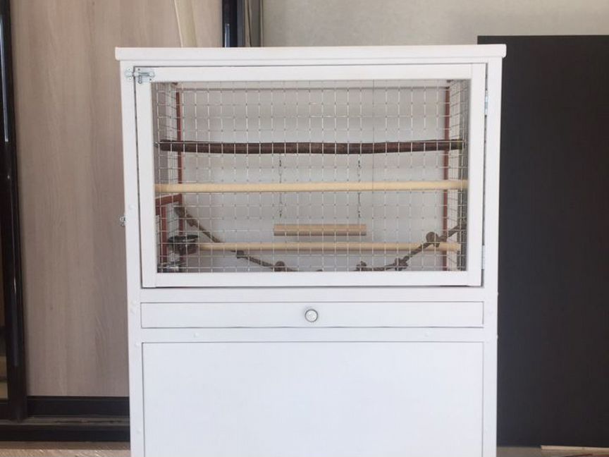 Клетка с ящиком для попугая