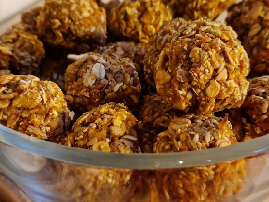 Для Самиры вкусняшки для лошадей