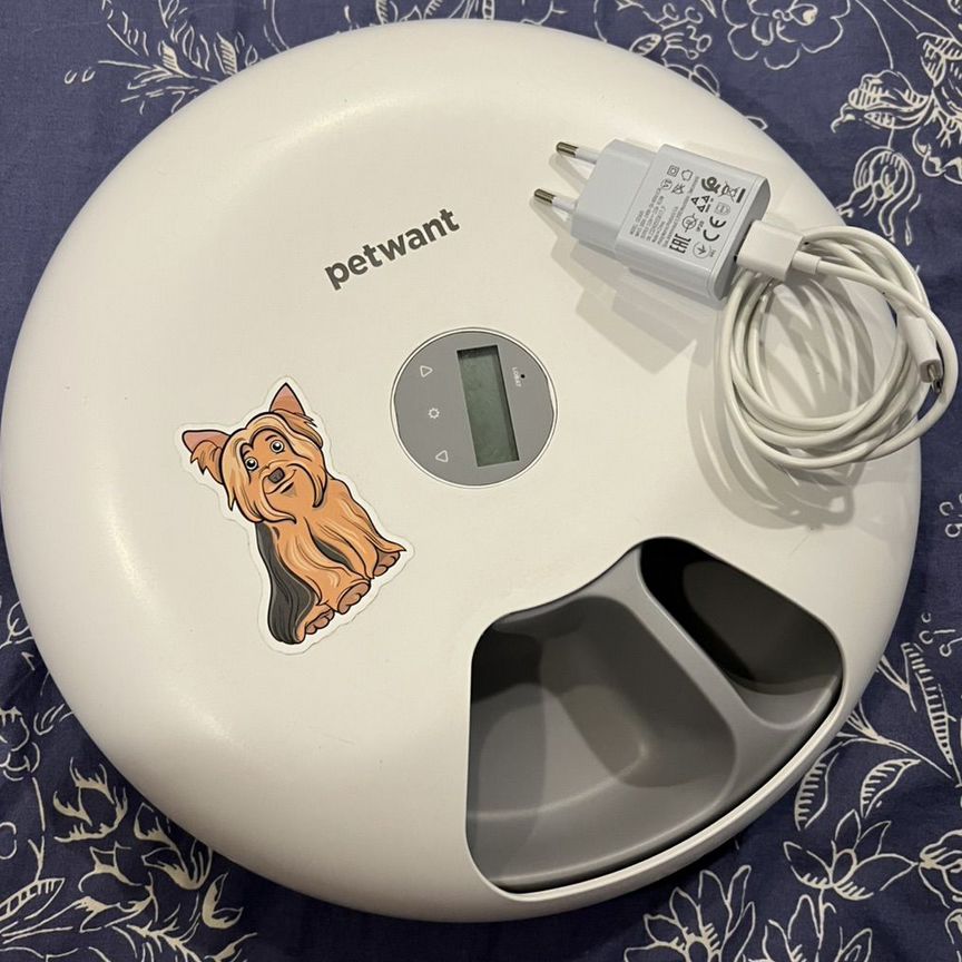 Автоматическая кормушка petwant