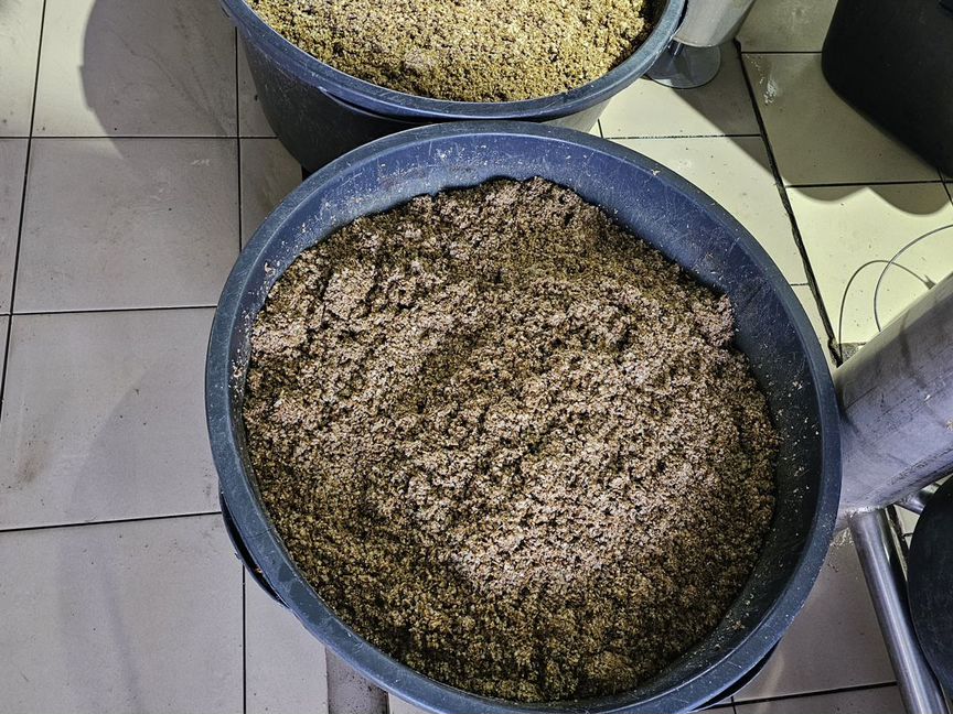 Отдам бесплатно корм для животных