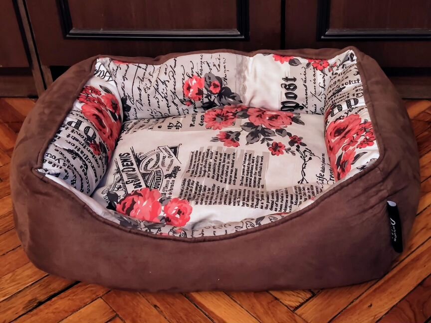 Лежанка для кошек и собак мелких пород