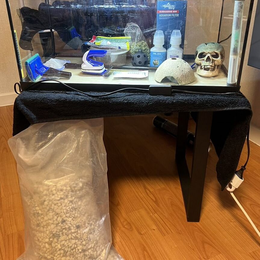 Аквариум 60 литров с наполнением (фильтр и тд