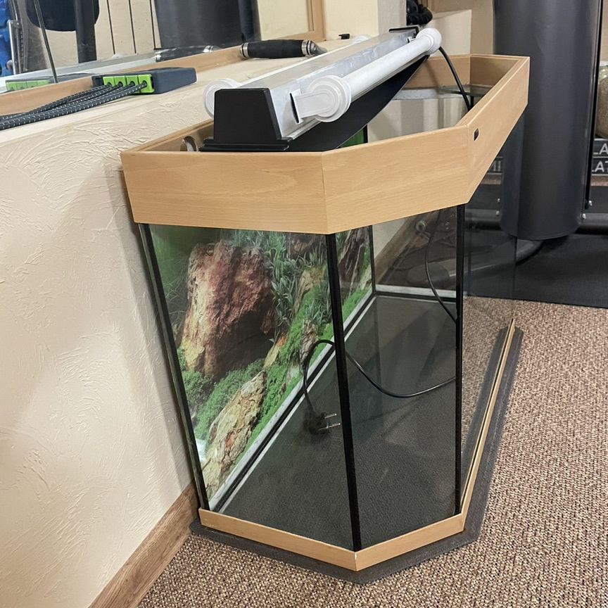 Продам аквариум