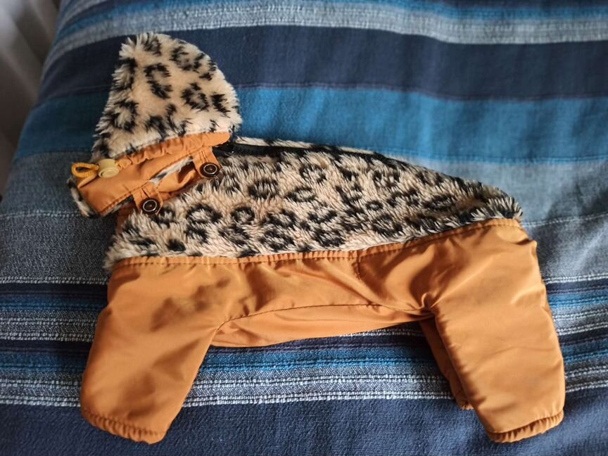 Комбинезон для маленькой собачки осень-зима