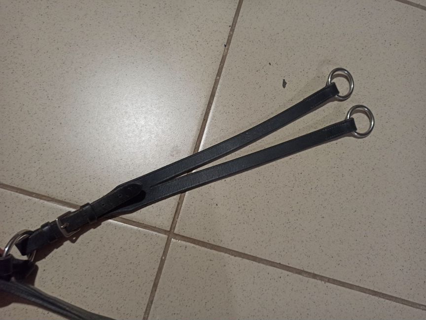 Подперсье с мартингалом