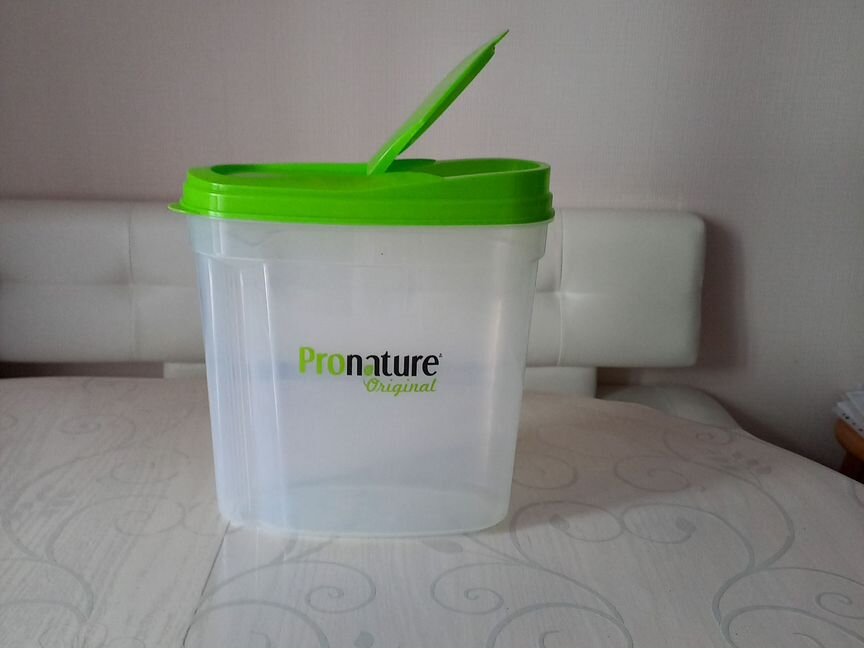 Контейнер для сухого корма