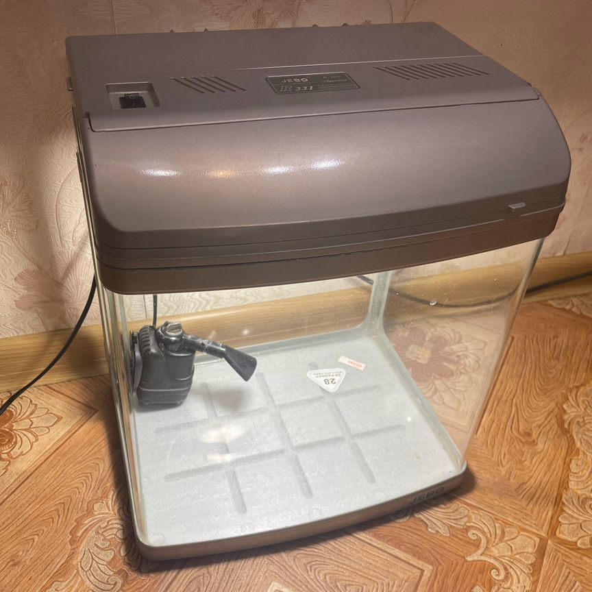 Аквариум 20 литров jebo R331