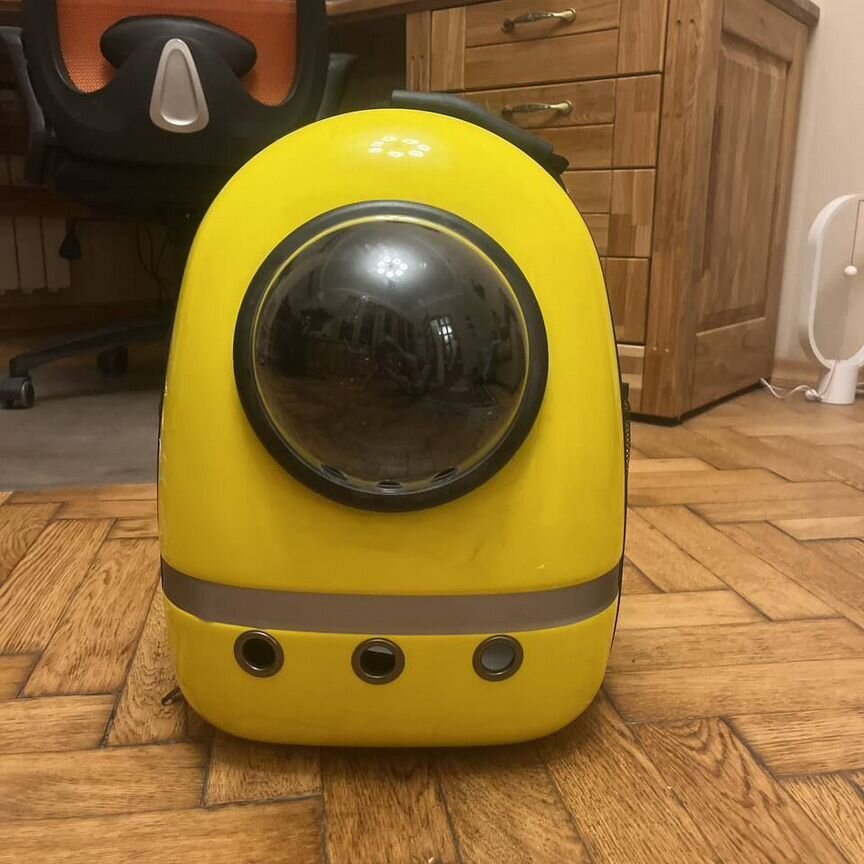 Рюкзак переноска с иллюминатором