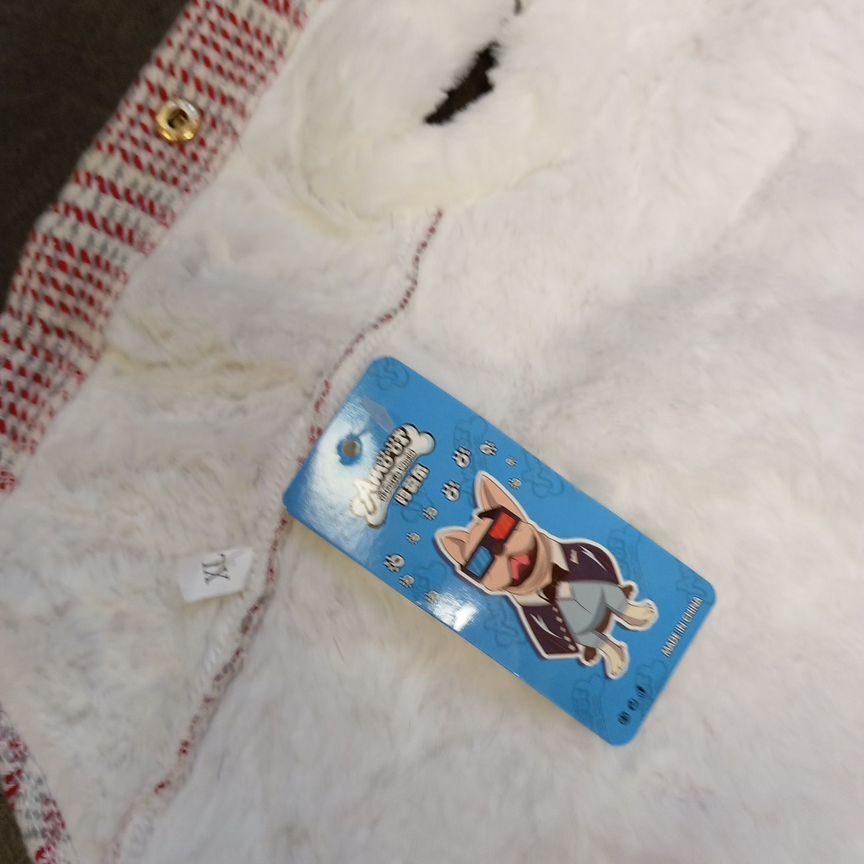 Продается пальто для собачки,новое