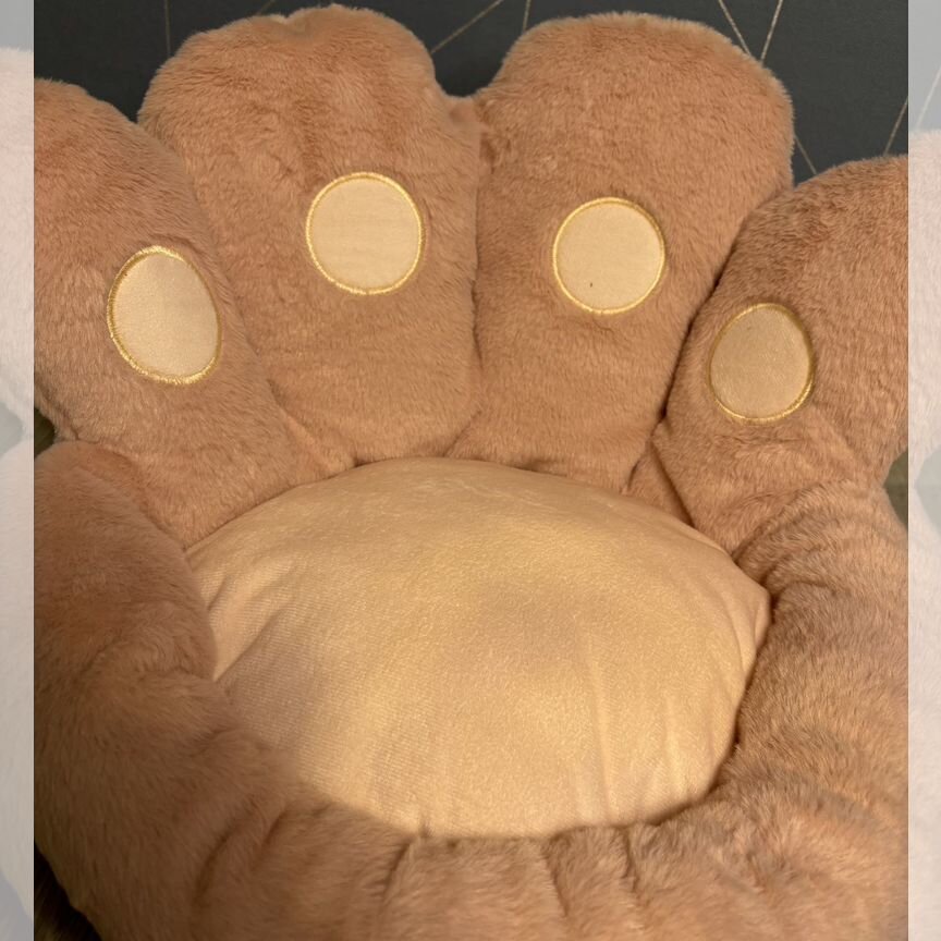 Лежанка для собак и кошек