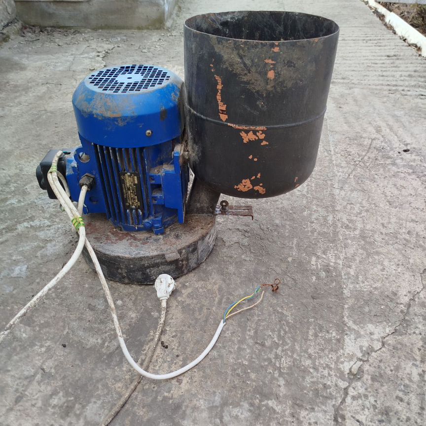 Зернодробилка