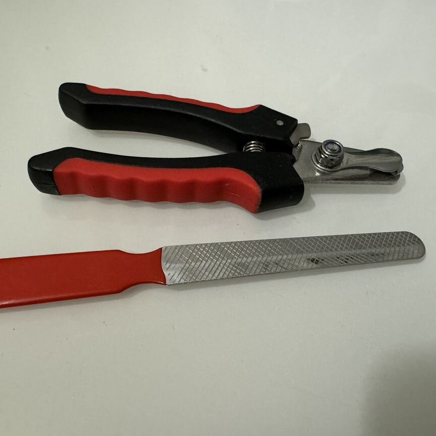 Кусачки и пилочка для когтей животных