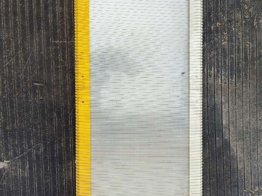 Ядосборьщик, клетки для матки