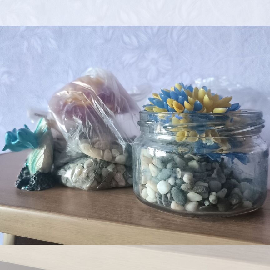 Камни и цветы для аквариума