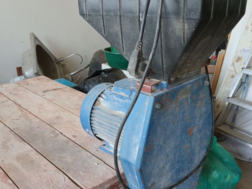 Кормоизмельчитель бу