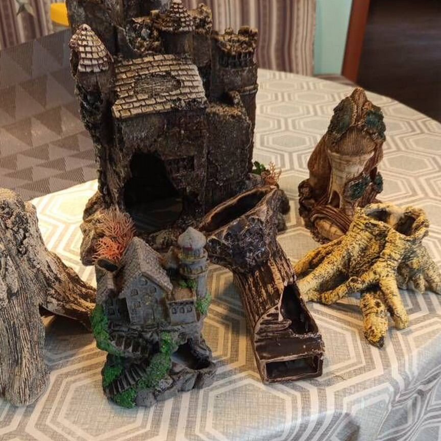 Украшения для аквариума (замок, корабль, корни)