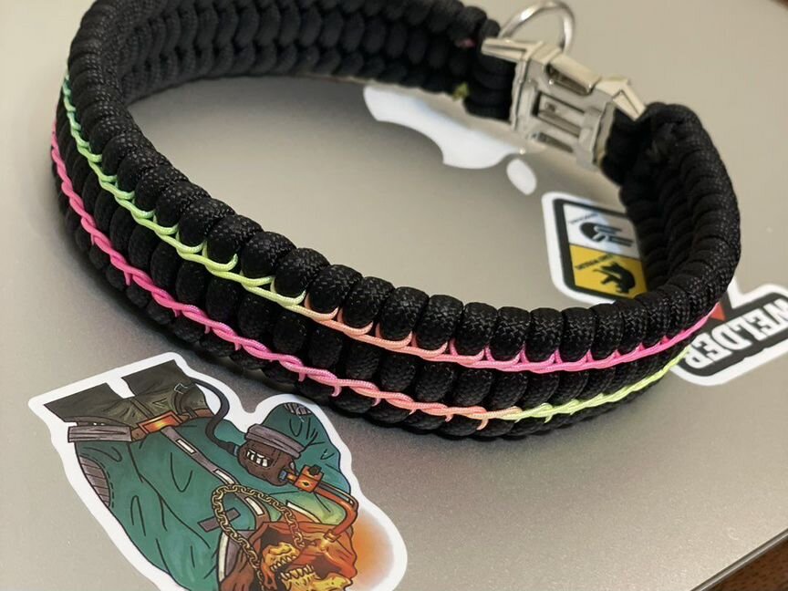 Ошейник из паракорда