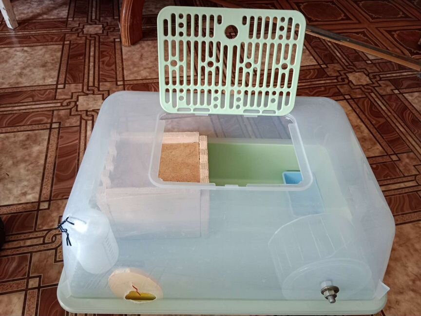 Клетка террариум для хомяка б/у