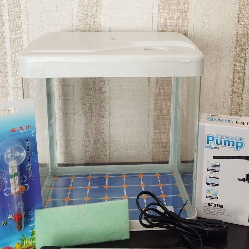 Аквариум 7,5 литров черный и белый