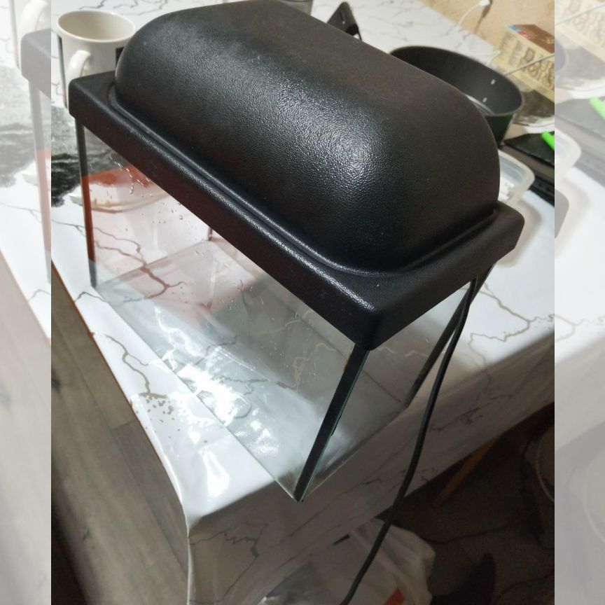 Аквариум с крышкой