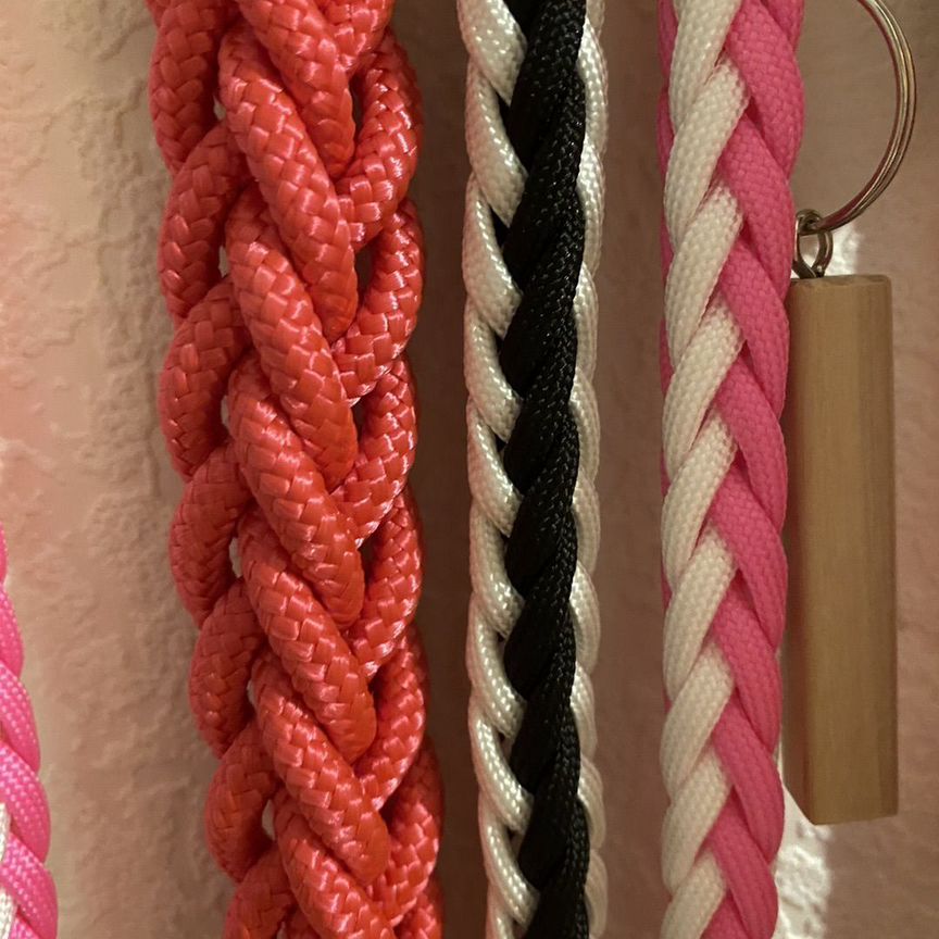 Чомбур для лошади