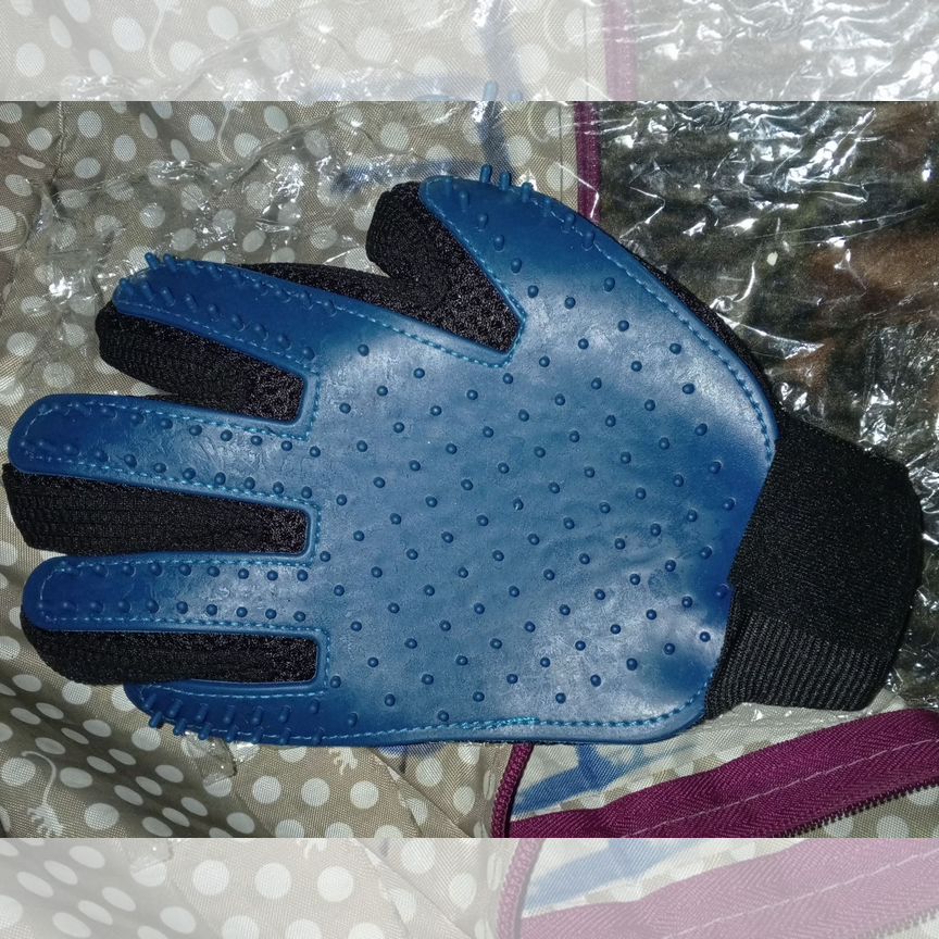 Перчатки для вычёсывания шерсти