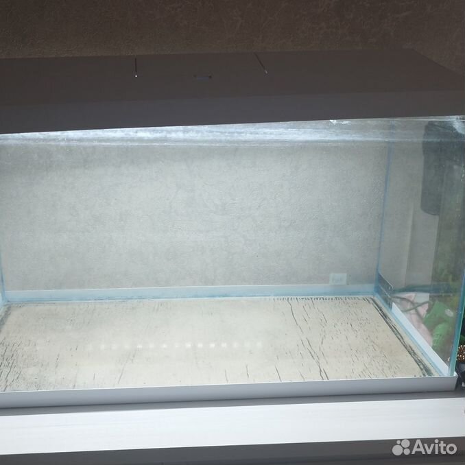 Аквариум белый Aquael 105 литров+ нагреватель