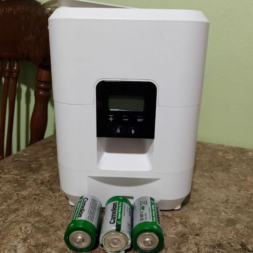 Автоматическая кормушка