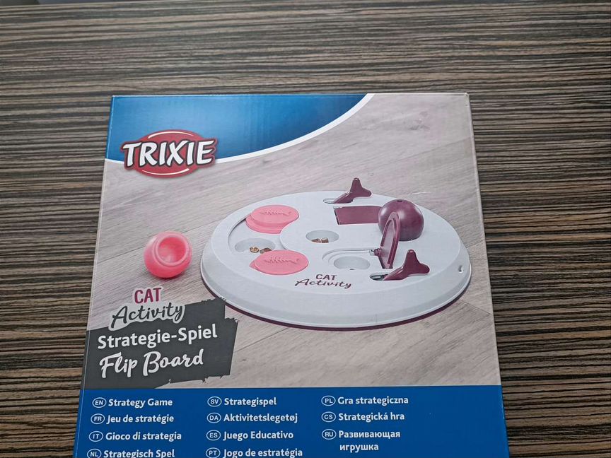 Игрушка для кошек trixie Cat Activity Flip Board