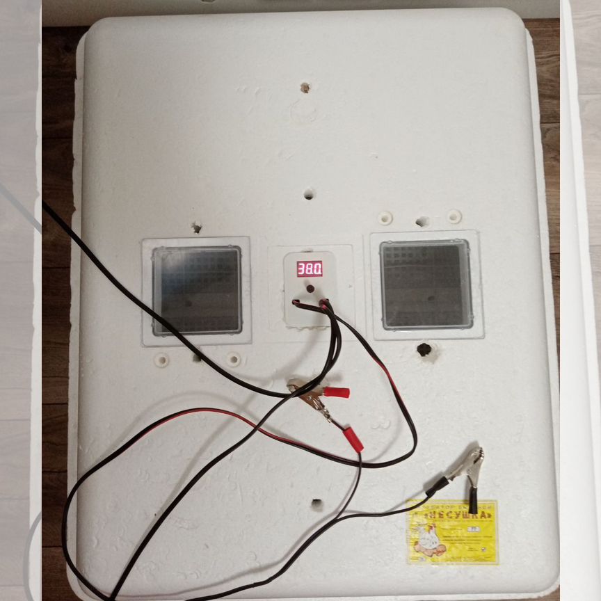 Инкубатор на 77 яиц, полный автомат